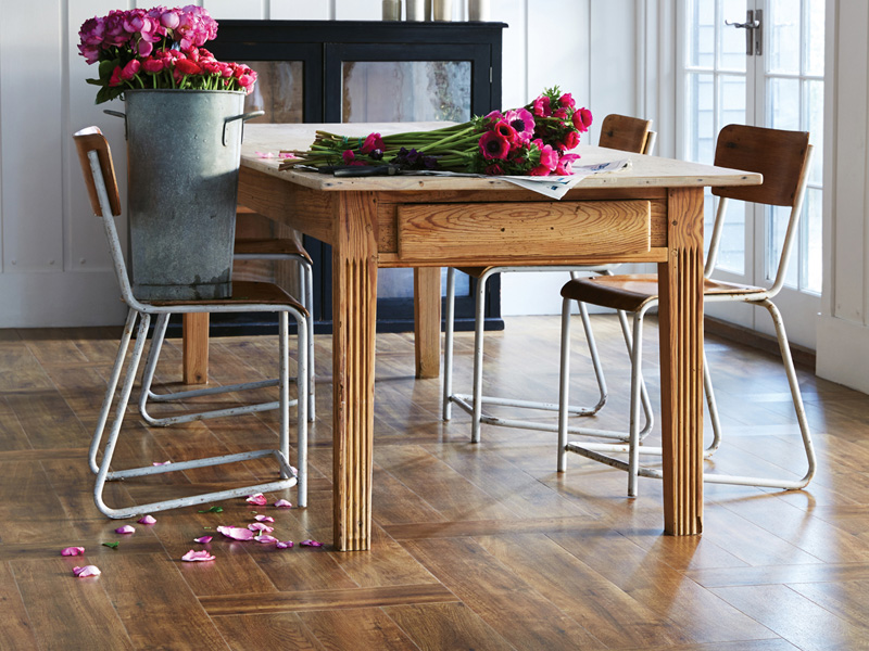 Vinyl Tiles – Designer Contracts